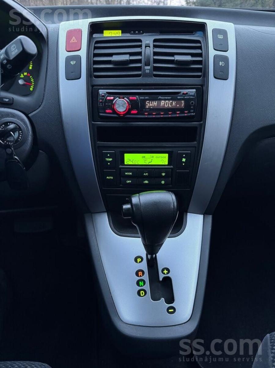 Hyundai Tucson 2008 Rīga, ar dzinēja tilpumu 2.00 L un nobraukumu 259 tūkst. km par 4200 €, foto 10 vietnē AUTOMOTO.COM.LV