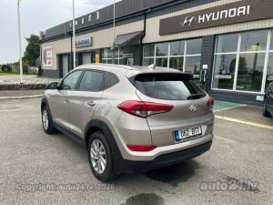 Hyundai Tucson 2017 in Narva, with an engine capacity of 1.60 L and mileage of 97 thousand km for 11300 €, photo 5 on AUTOMOTO.COM.LV