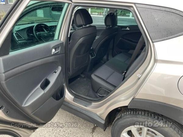 Hyundai Tucson 2017 Narva, ar dzinēja tilpumu 1.60 L un nobraukumu 97 tūkst. km par 11300 €, foto 7 vietnē AUTOMOTO.COM.LV