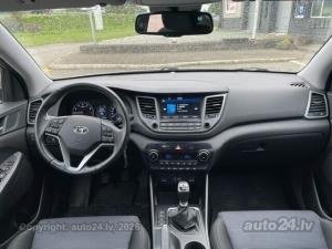 Hyundai Tucson 2017 in Narva, with an engine capacity of 1.60 L and mileage of 97 thousand km for 11300 €, photo 8 on AUTOMOTO.COM.LV
