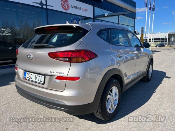 Hyundai Tucson 2019 in Tartu, with an engine capacity of 1.60 L and mileage of 127 thousand km for 12900 €, photo 2 on AUTOMOTO.COM.LV