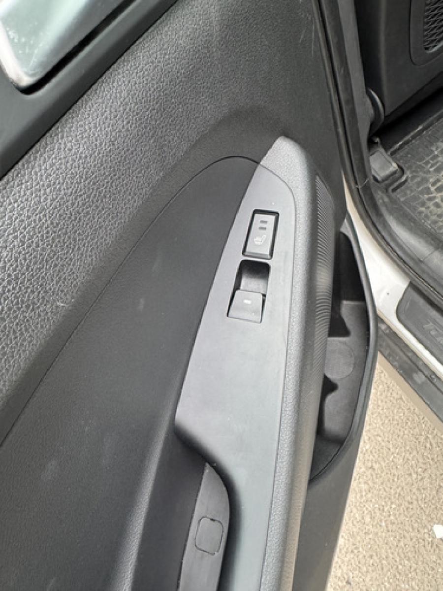 Hyundai Tucson 2019 in Tallinn, with an engine capacity of 0.00 L and mileage of 83 thousand km for 18000 €, photo 7 on AUTOMOTO.COM.LV