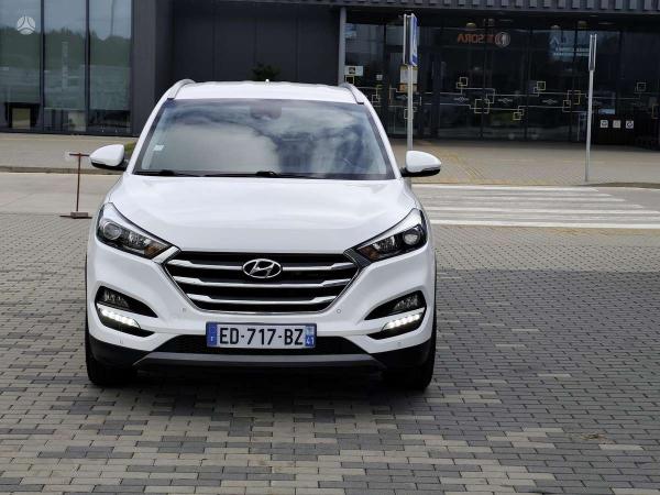 Hyundai Tucson 2016 Šauļi, ar dzinēja tilpumu 1.70 L un nobraukumu 174 tūkst. km par 10700 €, foto 2 vietnē AUTOMOTO.COM.LV