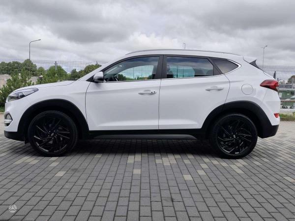 Hyundai Tucson 2016 Šauļi, ar dzinēja tilpumu 1.70 L un nobraukumu 174 tūkst. km par 10700 €, foto 4 vietnē AUTOMOTO.COM.LV