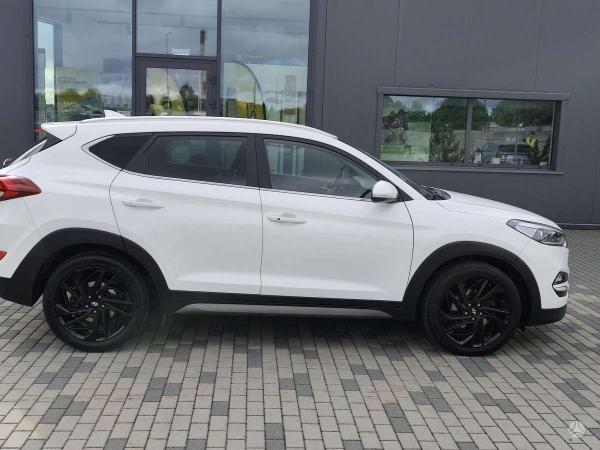 Hyundai Tucson 2016 Šauļi, ar dzinēja tilpumu 1.70 L un nobraukumu 174 tūkst. km par 10700 €, foto 5 vietnē AUTOMOTO.COM.LV