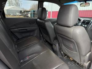 Sarkans Hyundai Tucson 2004 Rīga, ar dzinēja tilpumu 2.00 L un nobraukumu 185 tūkst. km par 2590 €, foto 10 vietnē AUTOMOTO.COM.LV