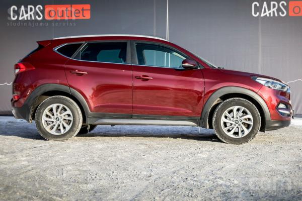 Sarkans Hyundai Tucson 2015 Rīga, ar dzinēja tilpumu 2.00 L un nobraukumu 227 tūkst. km par 12990 €, foto 4 vietnē AUTOMOTO.COM.LV