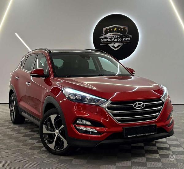 Red Hyundai Tucson 2015 in Marijampole, with an engine capacity of 2.00 L and mileage of 219 thousand km for 11900 €, photo 1 on AUTOMOTO.COM.LV