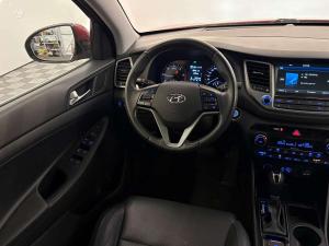 Sarkans Hyundai Tucson 2015 Marijampole, ar dzinēja tilpumu 2.00 L un nobraukumu 219 tūkst. km par 11900 €, foto 14 vietnē AUTOMOTO.COM.LV