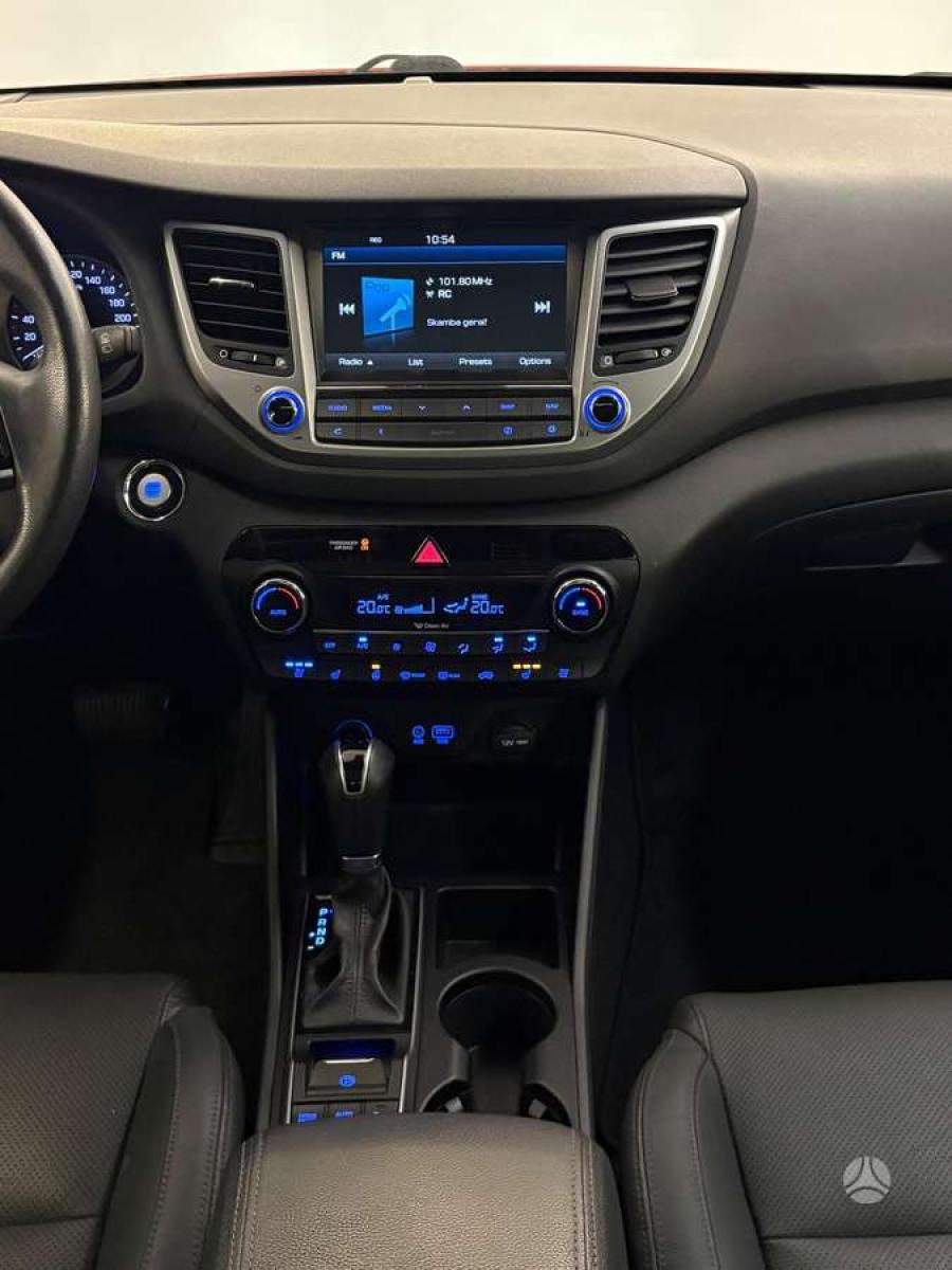 Sarkans Hyundai Tucson 2015 Marijampole, ar dzinēja tilpumu 2.00 L un nobraukumu 219 tūkst. km par 11900 €, foto 15 vietnē AUTOMOTO.COM.LV