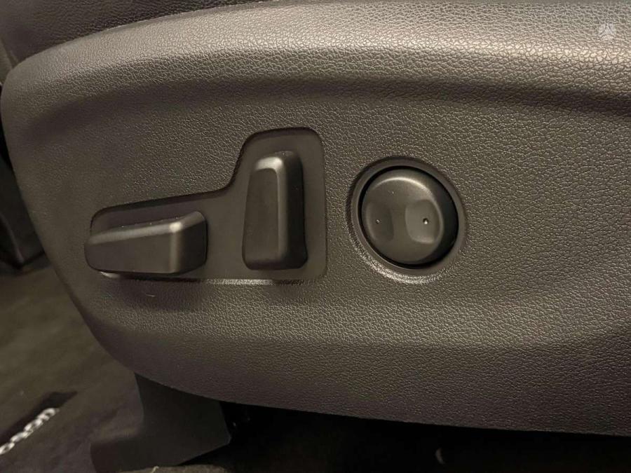 Sarkans Hyundai Tucson 2015 Marijampole, ar dzinēja tilpumu 2.00 L un nobraukumu 219 tūkst. km par 11900 €, foto 26 vietnē AUTOMOTO.COM.LV