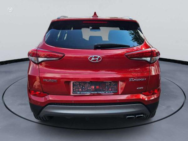 Red Hyundai Tucson 2016 in Marijampole, with an engine capacity of 1.59 L and mileage of 136 thousand km for 12500 €, photo 6 on AUTOMOTO.COM.LV