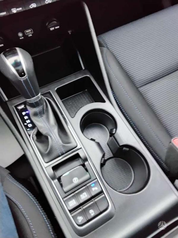Sarkans Hyundai Tucson 2017 Viļņa, ar dzinēja tilpumu 1.70 L un nobraukumu 187 tūkst. km par 15100 €, foto 11 vietnē AUTOMOTO.COM.LV