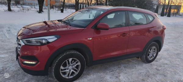 Sarkans Hyundai Tucson 2017 Tauragė, ar dzinēja tilpumu 1.59 L un nobraukumu 129 tūkst. km par 9800 €, foto 1 vietnē AUTOMOTO.COM.LV