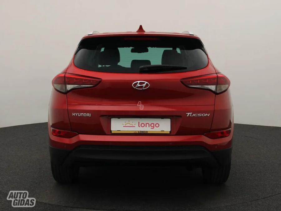 Sarkans Hyundai Tucson 2017 Viļņa, ar dzinēja tilpumu 1.60 L un nobraukumu 175 tūkst. km par 12599 €, foto 6 vietnē AUTOMOTO.COM.LV