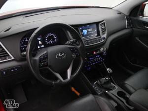 Sarkans Hyundai Tucson 2017 Viļņa, ar dzinēja tilpumu 1.60 L un nobraukumu 175 tūkst. km par 12599 €, foto 17 vietnē AUTOMOTO.COM.LV