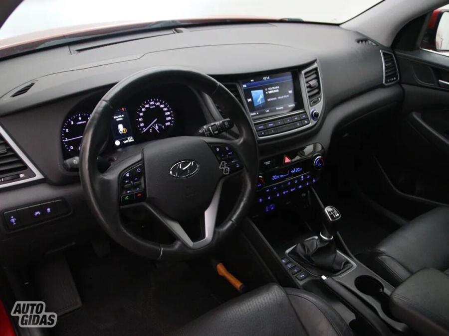 Sarkans Hyundai Tucson 2017 Viļņa, ar dzinēja tilpumu 1.60 L un nobraukumu 175 tūkst. km par 12599 €, foto 17 vietnē AUTOMOTO.COM.LV