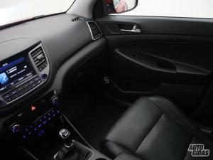 Sarkans Hyundai Tucson 2017 Viļņa, ar dzinēja tilpumu 1.60 L un nobraukumu 175 tūkst. km par 12599 €, foto 22 vietnē AUTOMOTO.COM.LV