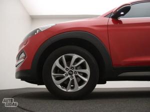 Sarkans Hyundai Tucson 2017 Viļņa, ar dzinēja tilpumu 1.60 L un nobraukumu 175 tūkst. km par 12599 €, foto 29 vietnē AUTOMOTO.COM.LV