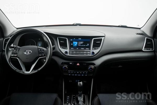 Sarkans Hyundai Tucson 2017 Tallina, ar dzinēja tilpumu 1.70 L un nobraukumu 257 tūkst. km par 10999 €, foto 3 vietnē AUTOMOTO.COM.LV