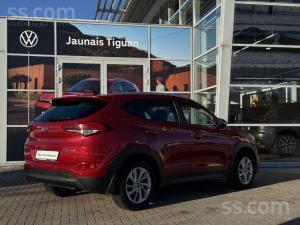 Sarkans Hyundai Tucson 2018 Valmiera, ar dzinēja tilpumu 1.70 L un nobraukumu 92 tūkst. km par 13900 €, foto 6 vietnē AUTOMOTO.COM.LV