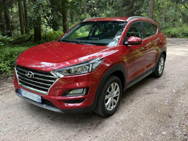 Sarkans Hyundai Tucson 2018 Tauragė, ar dzinēja tilpumu 1.60 L un nobraukumu 177 tūkst. km par 10400 €, foto 2 vietnē AUTOMOTO.COM.LV