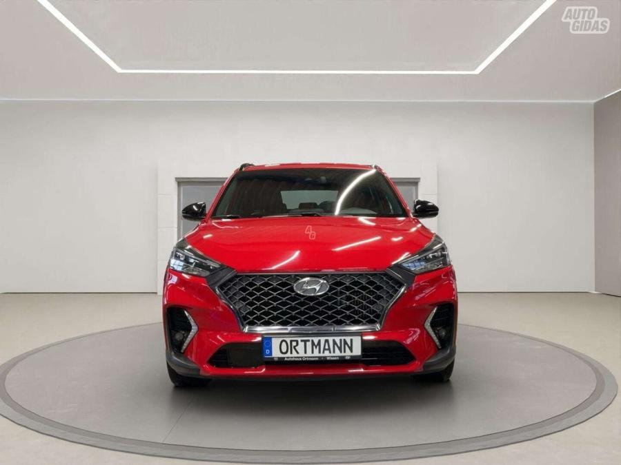 Red Hyundai Tucson 2019 in Kaunas, with an engine capacity of 1.60 L and mileage of 60 thousand km for 24347 €, photo 2 on AUTOMOTO.COM.LV
