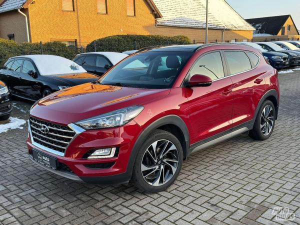 Red Hyundai Tucson 2019 in Kaunas, with an engine capacity of 1.60 L and mileage of 57 thousand km for 22286 €, photo 1 on AUTOMOTO.COM.LV