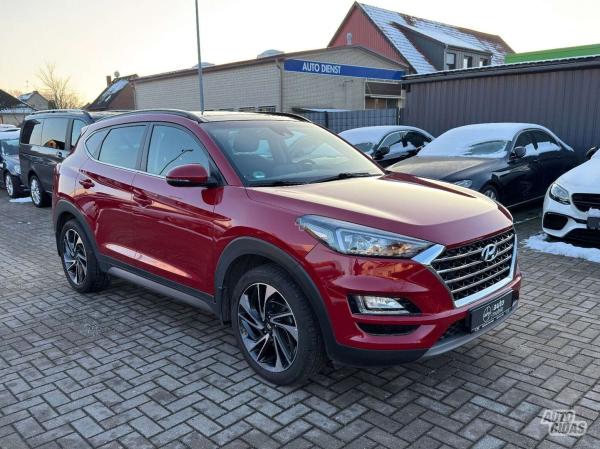 Red Hyundai Tucson 2019 in Kaunas, with an engine capacity of 1.60 L and mileage of 57 thousand km for 22286 €, photo 7 on AUTOMOTO.COM.LV