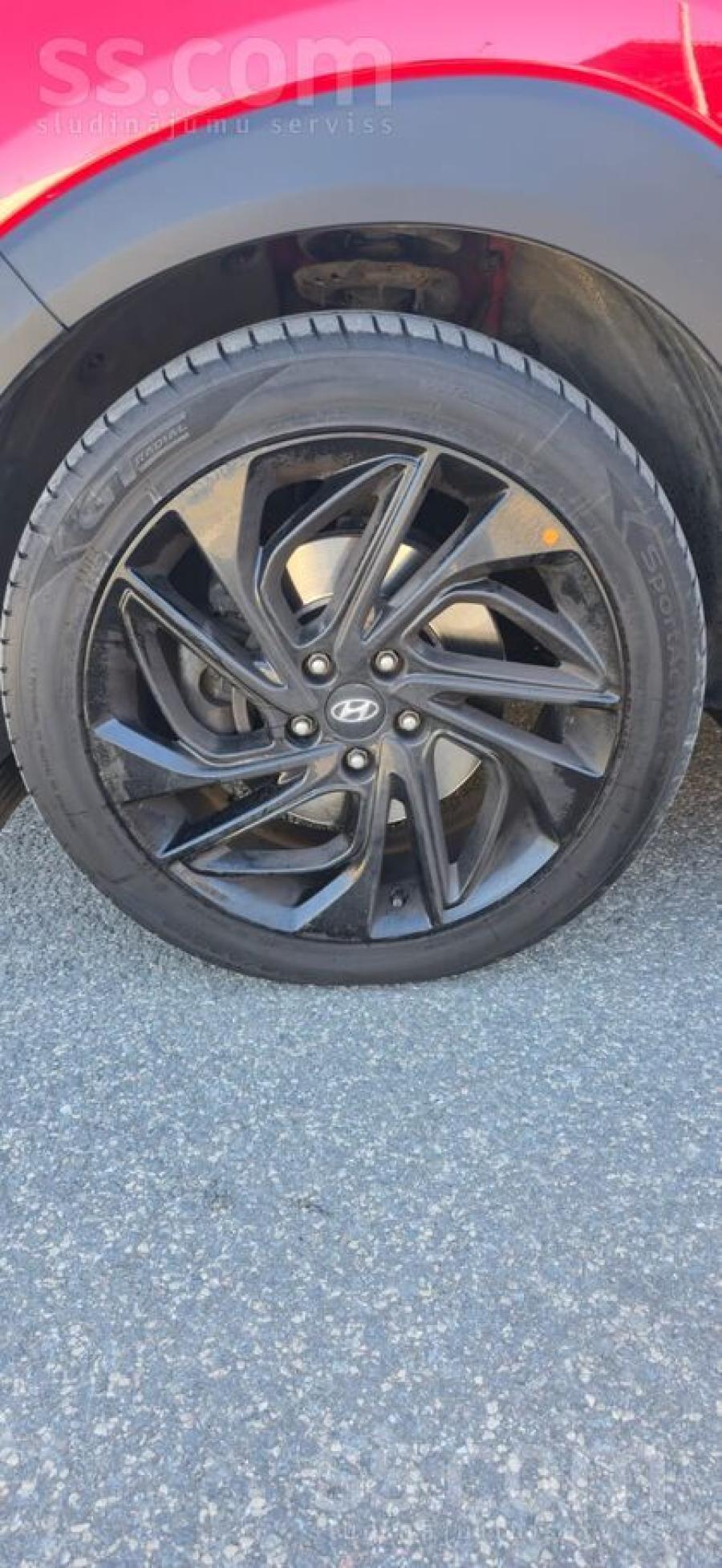 Sarkans Hyundai Tucson 2019 Rīga, ar dzinēja tilpumu 1.60 L un nobraukumu 126 tūkst. km par 18400 €, foto 19 vietnē AUTOMOTO.COM.LV