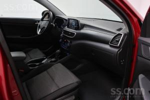 Sarkans Hyundai Tucson 2020 Rīga, ar dzinēja tilpumu 1.60 L un nobraukumu 60 tūkst. km par 17990 €, foto 12 vietnē AUTOMOTO.COM.LV