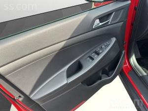 Sarkans Hyundai Tucson 2020 Rīga, ar dzinēja tilpumu 1.60 L un nobraukumu 143 tūkst. km par 15990 €, foto 13 vietnē AUTOMOTO.COM.LV