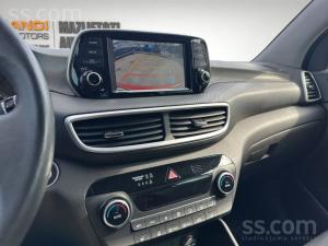 Sarkans Hyundai Tucson 2020 Rīga, ar dzinēja tilpumu 1.60 L un nobraukumu 143 tūkst. km par 15990 €, foto 16 vietnē AUTOMOTO.COM.LV