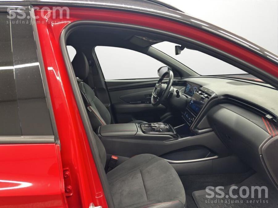 Sarkans Hyundai Tucson 2021 Rīga, ar dzinēja tilpumu 1.60 L un nobraukumu 70 tūkst. km par 23290 €, foto 19 vietnē AUTOMOTO.COM.LV