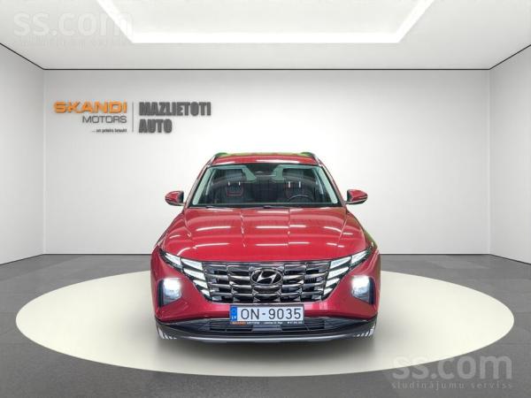 Sarkans Hyundai Tucson 2021 Rīga, ar dzinēja tilpumu 1.60 L un nobraukumu 130 tūkst. km par 21990 €, foto 3 vietnē AUTOMOTO.COM.LV
