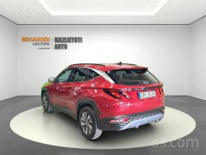 Sarkans Hyundai Tucson 2021 Rīga, ar dzinēja tilpumu 1.60 L un nobraukumu 130 tūkst. km par 21990 €, foto 5 vietnē AUTOMOTO.COM.LV