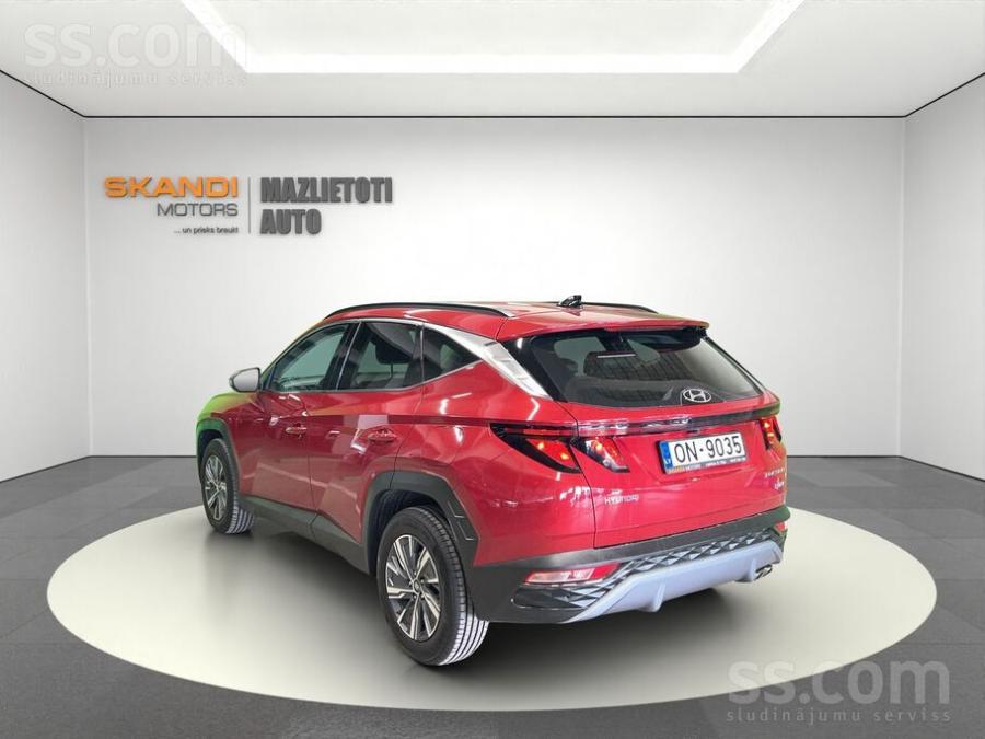 Sarkans Hyundai Tucson 2021 Rīga, ar dzinēja tilpumu 1.60 L un nobraukumu 130 tūkst. km par 21990 €, foto 5 vietnē AUTOMOTO.COM.LV