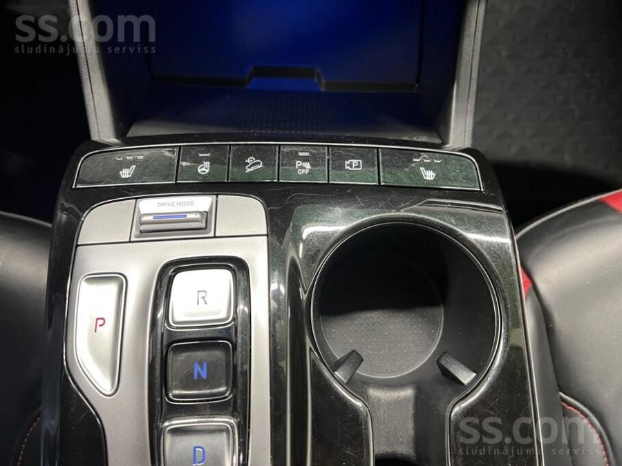 Sarkans Hyundai Tucson 2021 Rīga, ar dzinēja tilpumu 1.60 L un nobraukumu 130 tūkst. km par 21990 €, foto 17 vietnē AUTOMOTO.COM.LV