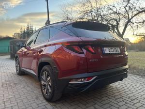Красный Хендай Туксон 2022 в Вильнюс, объемом двигателя 1.60 л и пробегом 180 тыс. км за 16800 €, фото 15 на AUTOMOTO.COM.LV