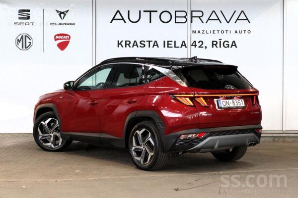 Sarkans Hyundai Tucson 2022 Rīga, ar dzinēja tilpumu 1.60 L un nobraukumu 72 tūkst. km par 21990 €, foto 6 vietnē AUTOMOTO.COM.LV