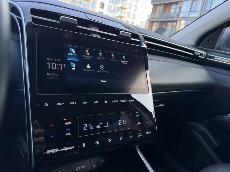 Sarkans Hyundai Tucson 2022 Rīga, ar dzinēja tilpumu 1.60 L un nobraukumu 85 tūkst. km par 21990 €, foto 15 vietnē AUTOMOTO.COM.LV