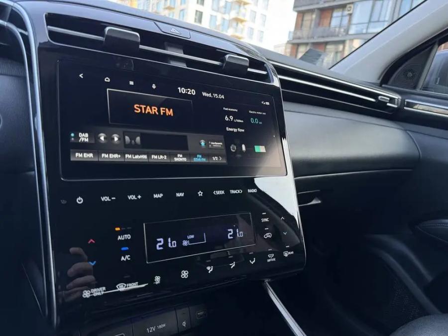 Sarkans Hyundai Tucson 2022 Rīga, ar dzinēja tilpumu 1.60 L un nobraukumu 85 tūkst. km par 21990 €, foto 17 vietnē AUTOMOTO.COM.LV