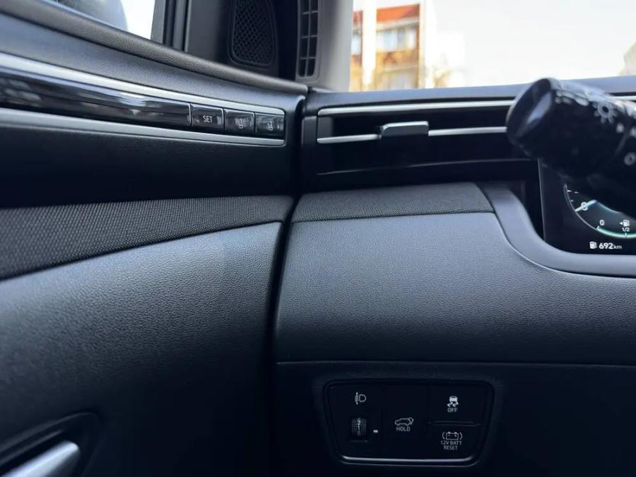 Sarkans Hyundai Tucson 2022 Rīga, ar dzinēja tilpumu 1.60 L un nobraukumu 85 tūkst. km par 21990 €, foto 33 vietnē AUTOMOTO.COM.LV