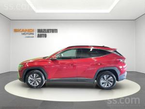 Красный Хендай Туксон 2022 в Рига, объемом двигателя 1.60 л и пробегом 86 тыс. км за 25290 €, фото 4 на AUTOMOTO.COM.LV
