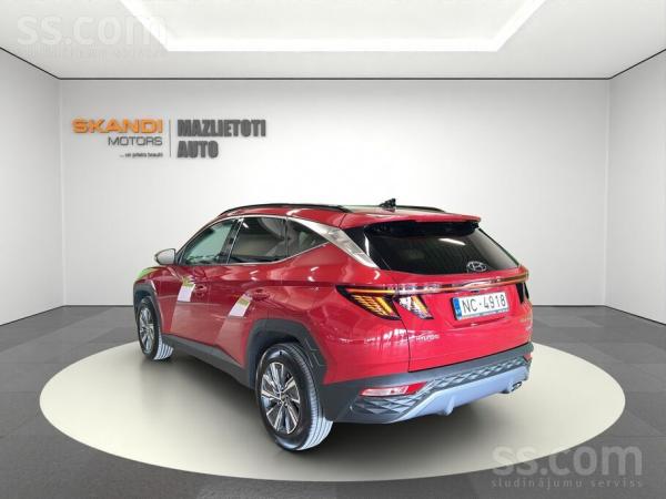 Sarkans Hyundai Tucson 2022 Rīga, ar dzinēja tilpumu 1.60 L un nobraukumu 86 tūkst. km par 25290 €, foto 5 vietnē AUTOMOTO.COM.LV