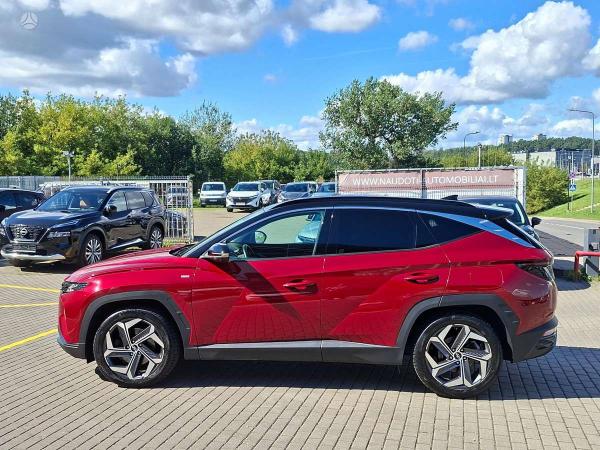 Sarkans Hyundai Tucson 2022 Viļņa, ar dzinēja tilpumu 1.60 L un nobraukumu 55 tūkst. km par 23500 €, foto 3 vietnē AUTOMOTO.COM.LV