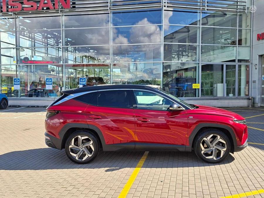 Sarkans Hyundai Tucson 2022 Viļņa, ar dzinēja tilpumu 1.60 L un nobraukumu 55 tūkst. km par 23500 €, foto 6 vietnē AUTOMOTO.COM.LV