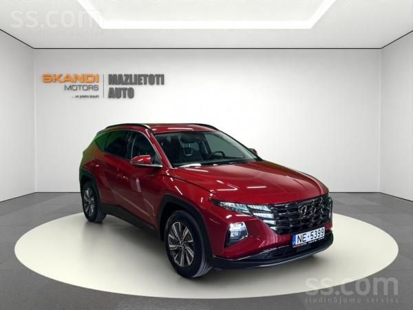 Red Hyundai Tucson 2022 in Riga, with an engine capacity of 1.60 L and mileage of 42 thousand km for 26490 €, photo 9 on AUTOMOTO.COM.LV