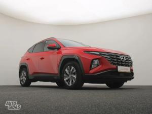 Red Hyundai Tucson 2023 in Vilnius, with an engine capacity of 1.60 L and mileage of 181 thousand km for 20899 €, photo 12 on AUTOMOTO.COM.LV