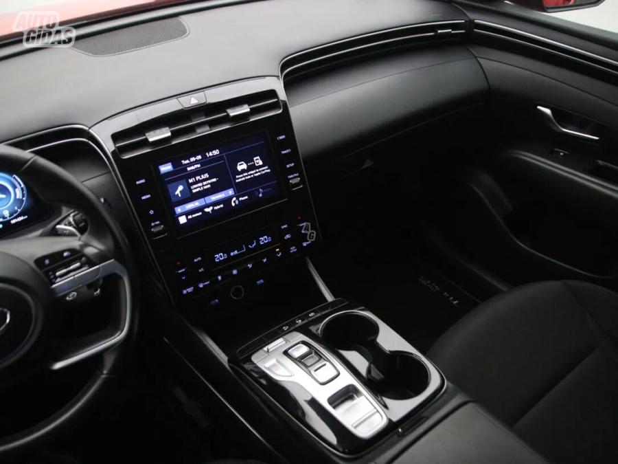 Red Hyundai Tucson 2023 in Vilnius, with an engine capacity of 1.60 L and mileage of 181 thousand km for 20899 €, photo 22 on AUTOMOTO.COM.LV